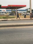 Bombas da Sonangol (Luanda Province, Municipality of Kilamba Kiaxi, Capolo I), benzin istasyonu  Loanda'dan