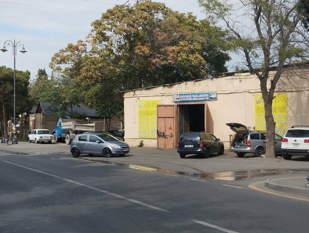 Otomobil servisi Car Repair Service, Bakü, foto
