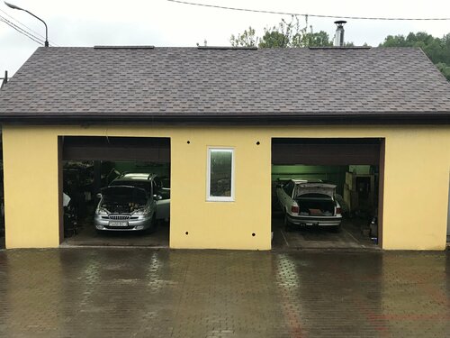 Otomobil servisi Avtomasterskay, Mozyr, foto