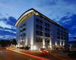 Ramada by Wyndham Podgorica (bulvar Savy Kovachevicha No:74), otel  Podgorica'dan