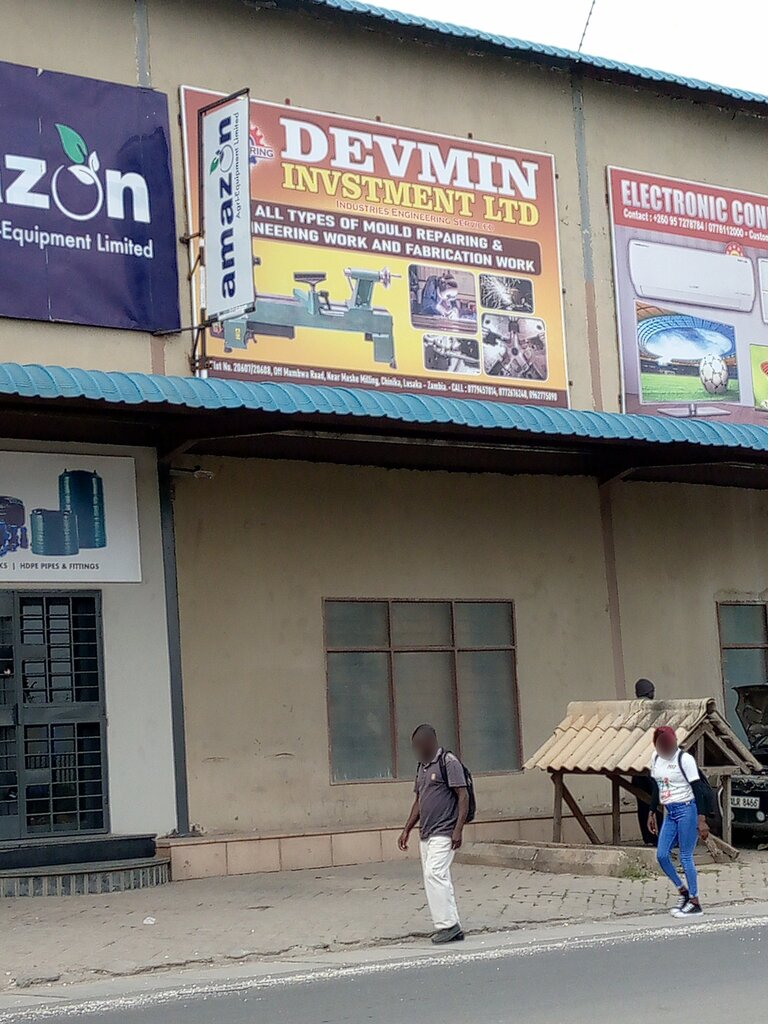 Elektrik ve benzinle çalışan aletler Devmin investment Ltd, Lusaka, foto