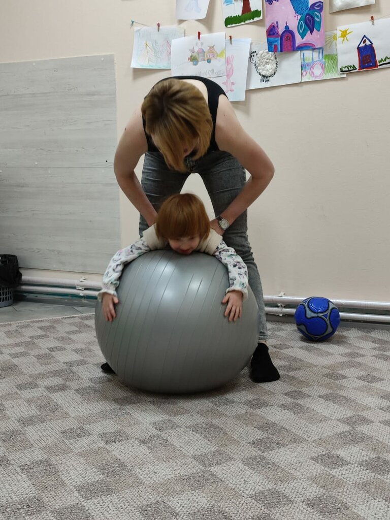 Konuşma terapistleri Мико, Krasnoyarsk, foto