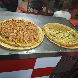 Pizza Express 24 (Sovetskaya Street No:90), pizzacılar  Kurovskoye'den