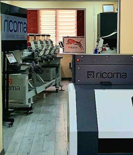 Tekstil ekipmanları Ricoma Group Asia, Taşkent, foto