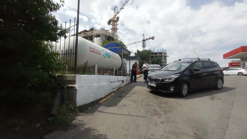 Otogaz dolum istasyonu Alliance Gas, Almatı, foto