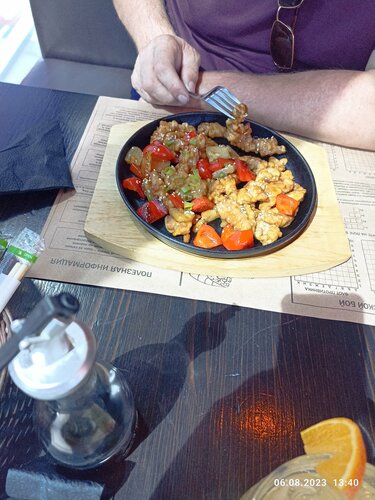 Suşi restoranı Суши Рыба, Zarinsk, foto