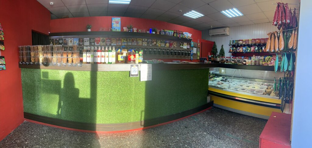 Bira dükkanı Берлога, Mordovya, foto