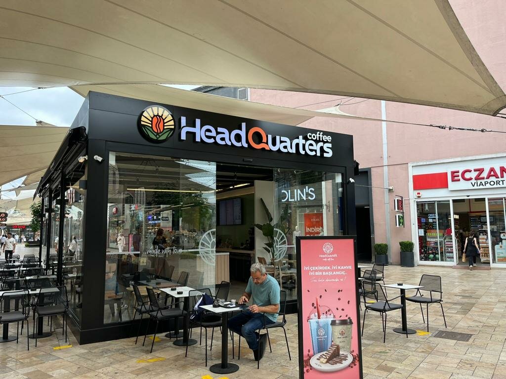 Kahve dükkanları Head Quarters Viaport Outlet, İstanbul, foto