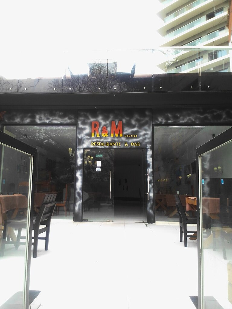 Restoran R&M, Loanda, foto