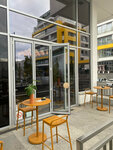 Gir Café (Tresnjinog Cveta Street No:7), kahve dükkanları  Belgrad'dan