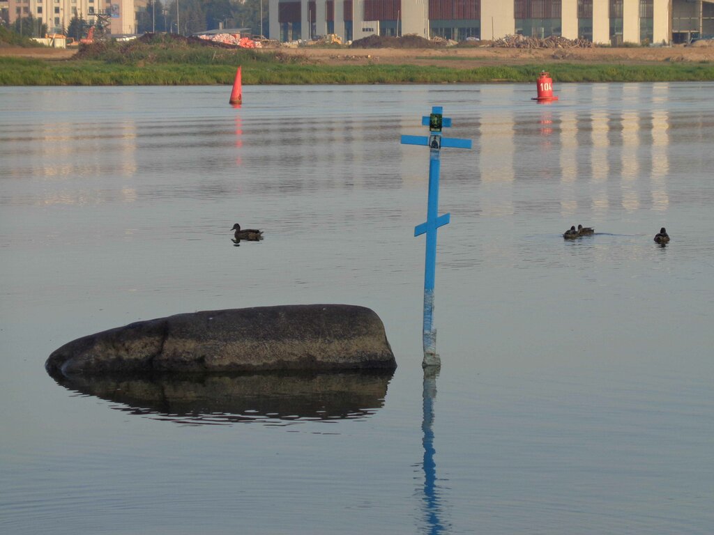 Turistik yerler The Stone of Antoniy Rimlyanin, Velikiy Novgorod, foto