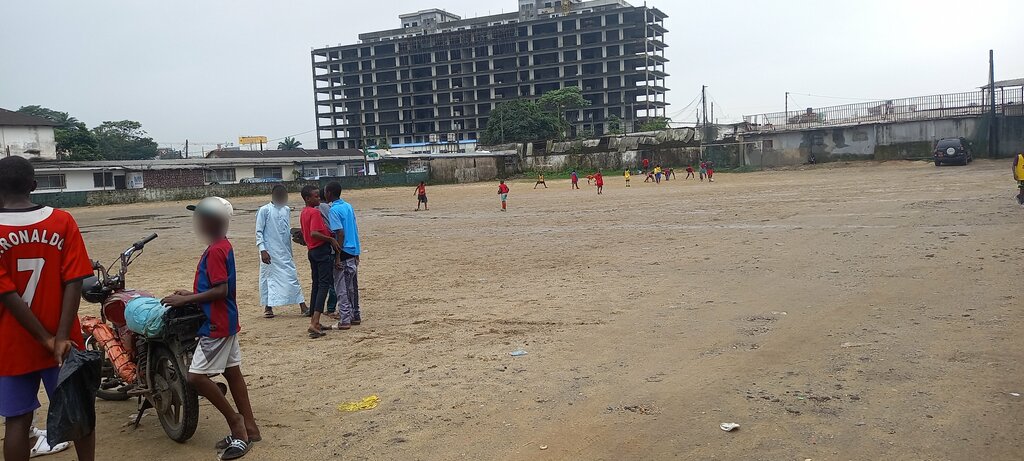 Spor kulüpleri Stade, Douala, foto