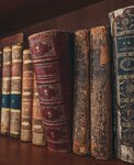 Antiquarian book store Adelanta (Volokolamskoye Highway No:73), antikacı dükkanları  Moskova'dan