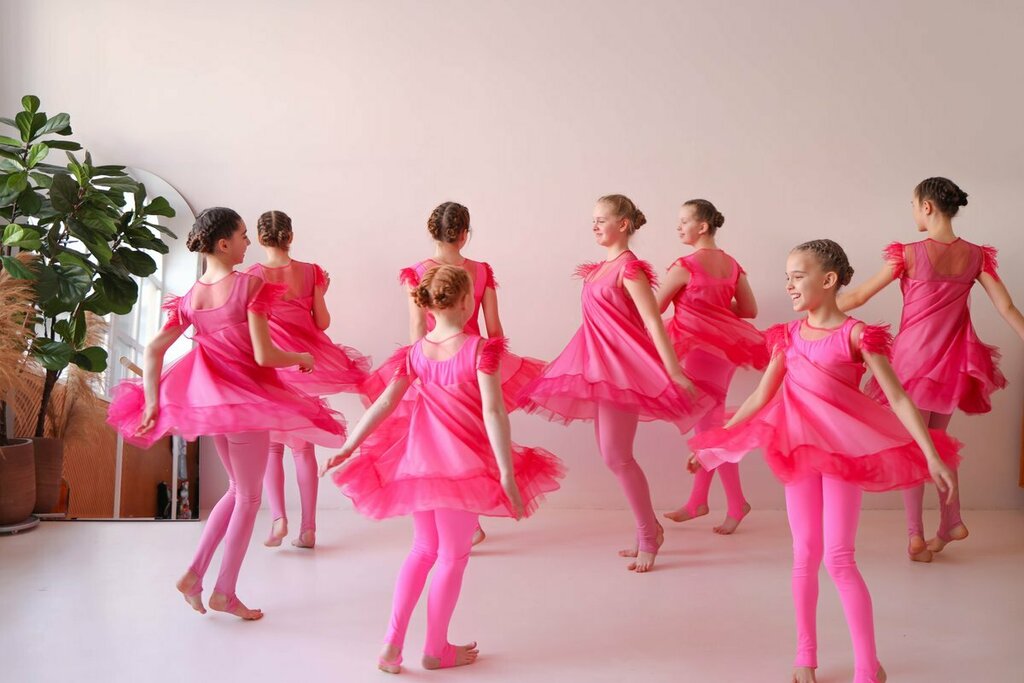 Dans okulları Sonata, Yekaterinburg, foto