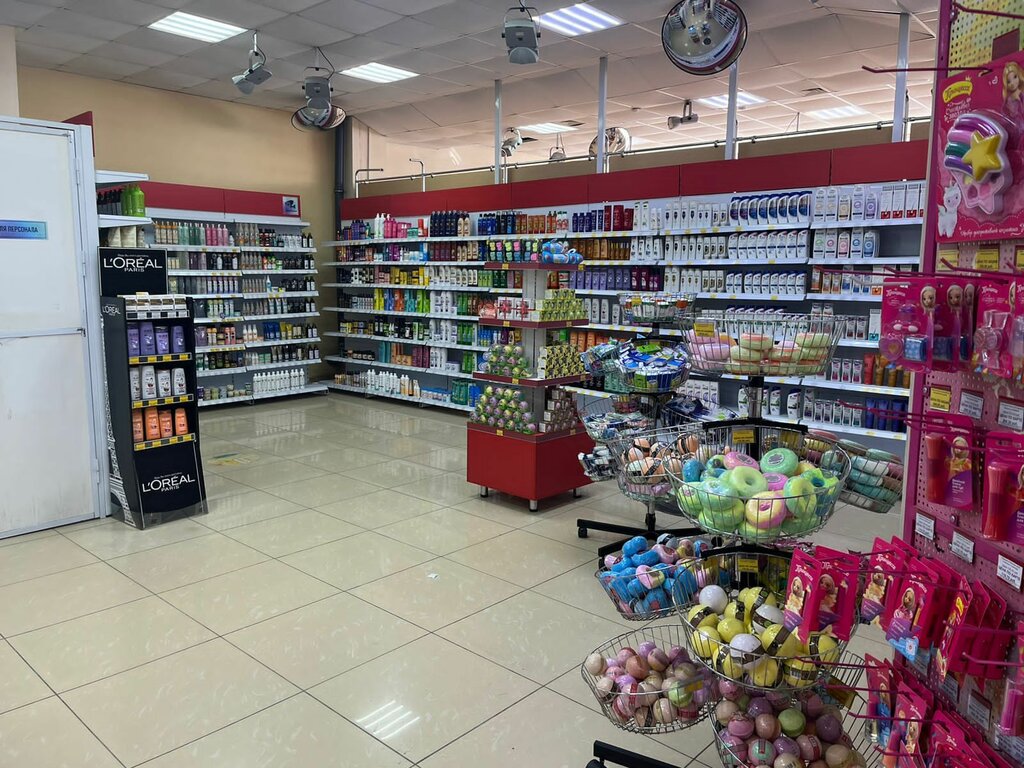 Kozmetik ve parfümeri mağazaları SuperMAG, Novosibirsk, foto