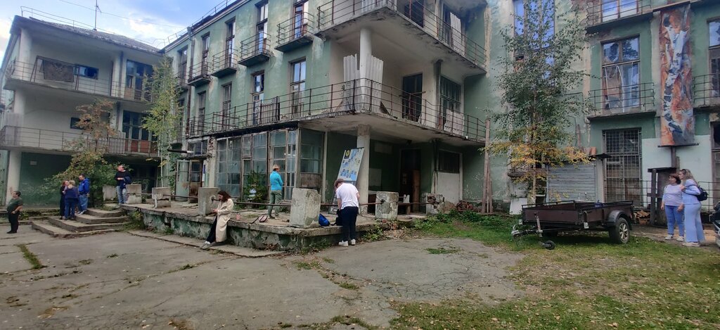 Sergi salonu Корпус бывшего общежития "Лаборатории Б", Snejinsk, foto