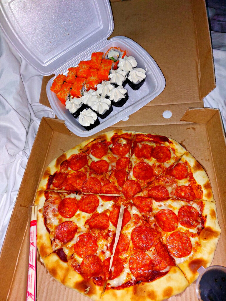 Suşi ve asya ürünleri Sushi Box, Kemerovo, foto