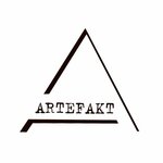 Artefakt (ulitsa 40-letiya Pobedy No:40), sanat okulları  Zlatoust'tan