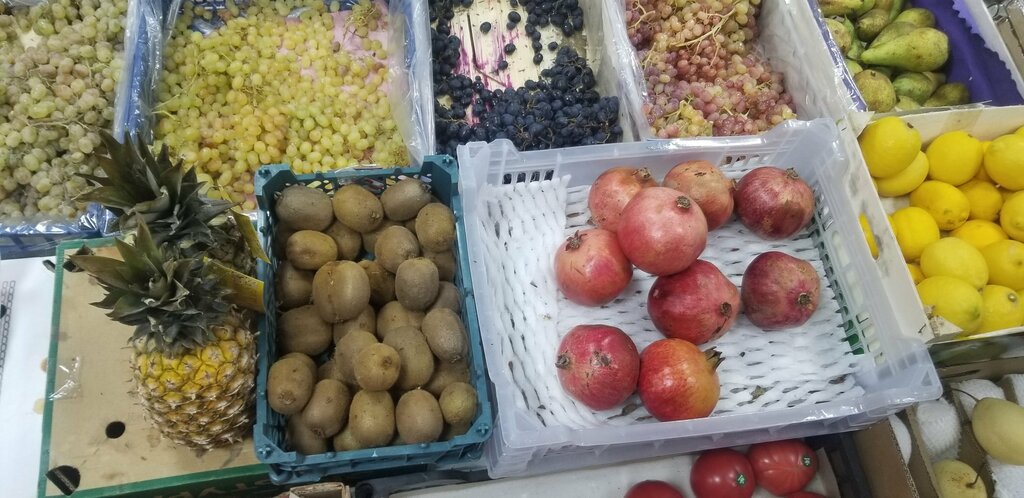 Market Сухофрукты фрукты орехи, Udmurtiya, foto