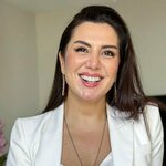 Dr. Leyla Arvas (İstanbul, Şişli, Harbiye Mah., Abdi İpekçi Cad., 19-1), plastik cerrahi klinikleri  İstanbul'dan