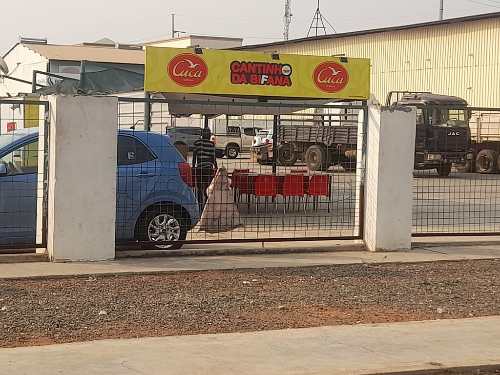 Kantin, yemekhane Cantinho da Bifana, Loanda, foto