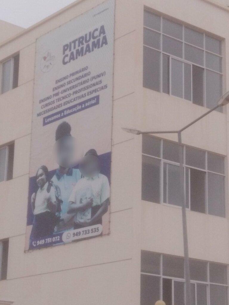 Yüksekokul Colégio Pitruca Camama, Loanda, foto