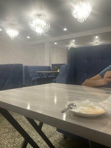Ihlas (Comsomol Avenue No:22), kafe  Rudny'den