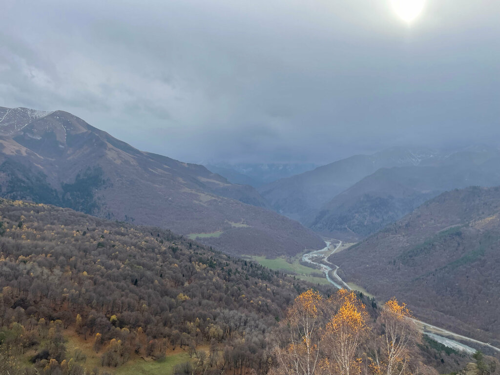 Turistik yerler Зеркальный 2,5 м телескоп, Karaçay‑Çerkez Cumhuriyeti, foto