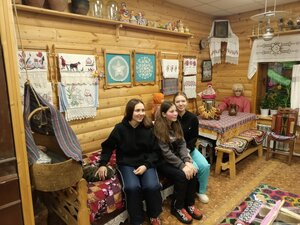 Verkhoshizhemsky rayonny krayevedchesky muzey imeni A. N. Zaytseva Mkuk (ulitsa Gorkogo No:3, posyolok gorodskogo tipa Verkhoshizhemye), müzeler ve sanat galerileri  Kirovskaya oblastından