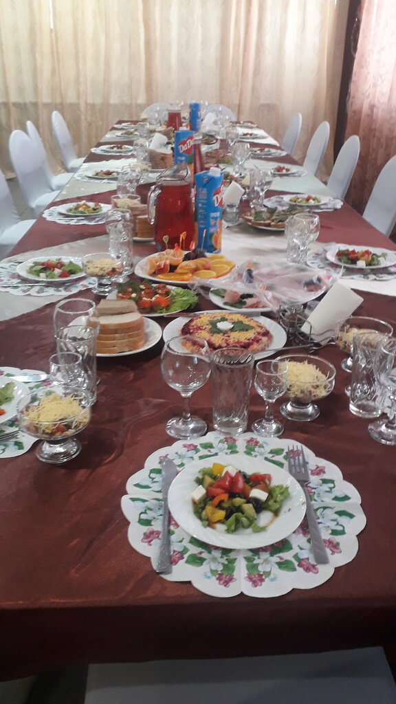 Kantin, yemekhane Трактир, Çeliabinsk, foto