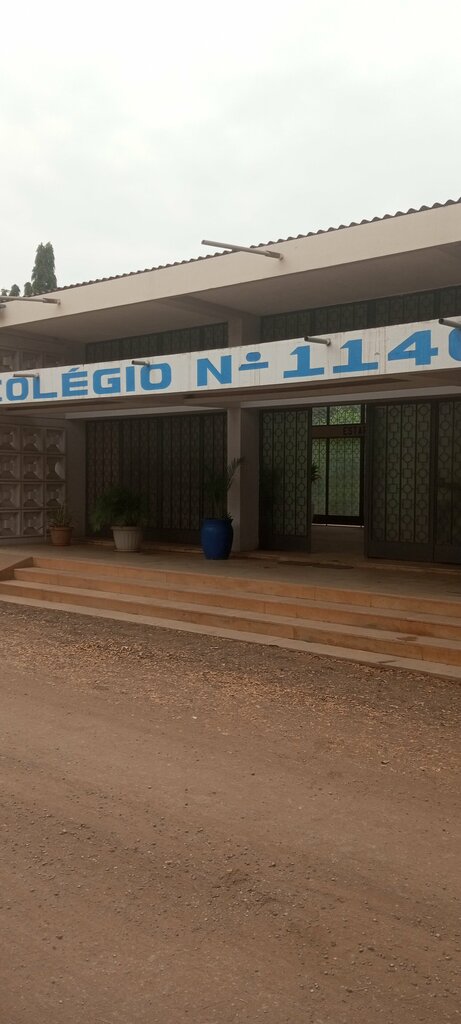Yüksekokul Colégio 1º de Maio 1140, Loanda, foto