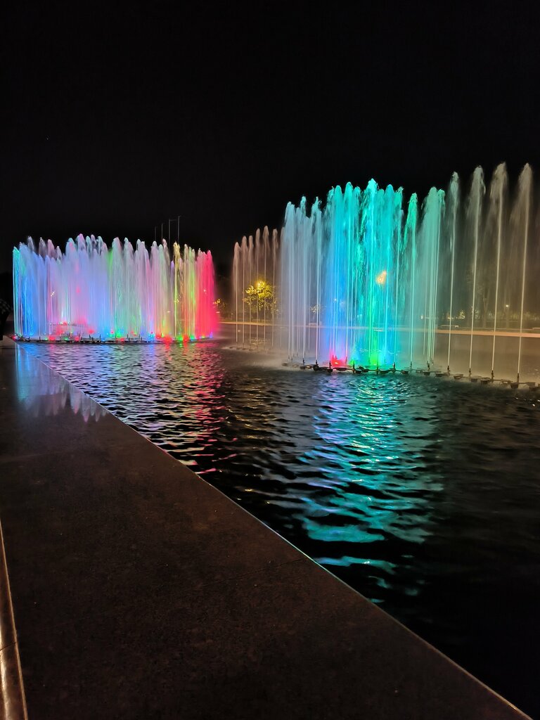 Çeşme Фонтан 60 лет Победы, Saint‑Petersburg, foto