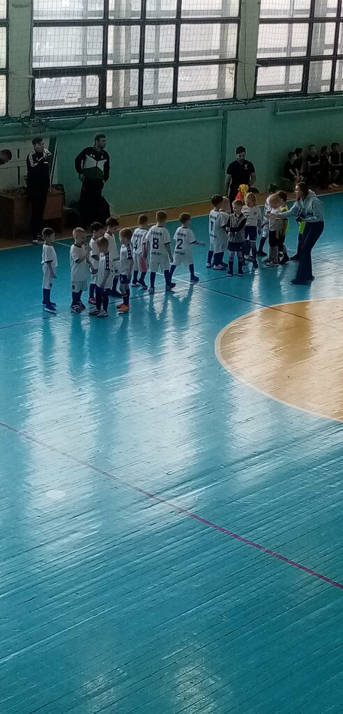 Çok amaçlı spor tesisleri Lokomotiv, Kurgan, foto