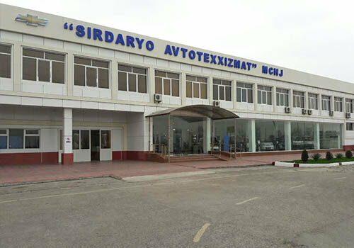Otomobil satış galerileri Guliston Auto Service, Siriderya eyaleti, foto