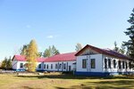 Хаданская средняя общеобразовательная школа имени Г.Т. Семёнова (ulitsa Keskil No:24, selo Agdary), ortaokul  Saha Cumhuriyeti'nden (Yakutistan'dan)