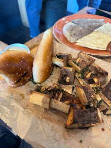Vysota 5642 (Kurortny bulvar No:13), restoran  Kislovodsk'tan