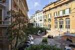 La Finestra sul Cortile di VIA Roma (Liguria, Genova, Via Roma, 10), kısa süreli konaklama  Ligurya'dan
