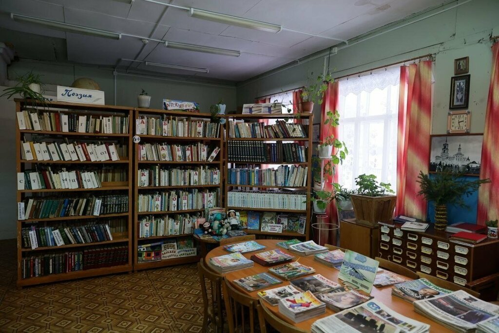 Kültür ocakları Верхнешарденгский Дом Культуры, Vologodskaya oblastı, foto