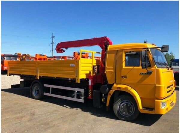 Kamyon ve ağır vasıta satış ve servis firmaları Авто-движение, Naberejniye Çelny (Yar Çallı), foto
