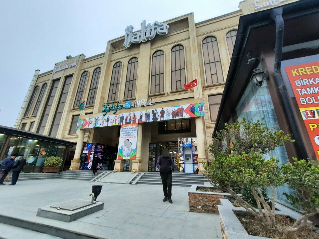 Alışveriş merkezleri Xəlifə mall, Sumgayıt, foto
