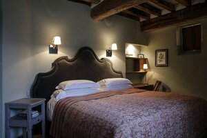 La Borde (Bourgogne-Franche-Comté, Yonne, Arrondissement d'Auxerre, Leugny, Lieu-dit la Petite Borde), otel