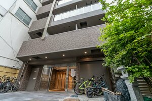 H2h Shinsaibashi (No:6-3, Osaka, Chuo Ward, Bakuromachi), otel  Osaka'dan