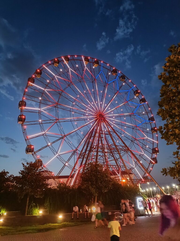 Lunapark Luna-Park, Soçi, foto