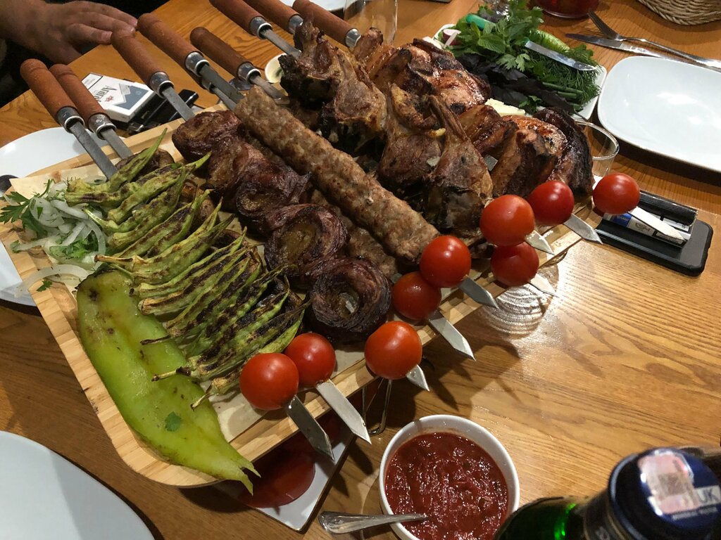 Kafe Time To Eat Garden, Kotayk, foto