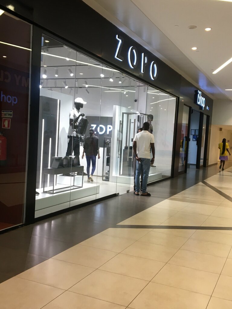 Giyim mağazası Zopo, Loanda, foto