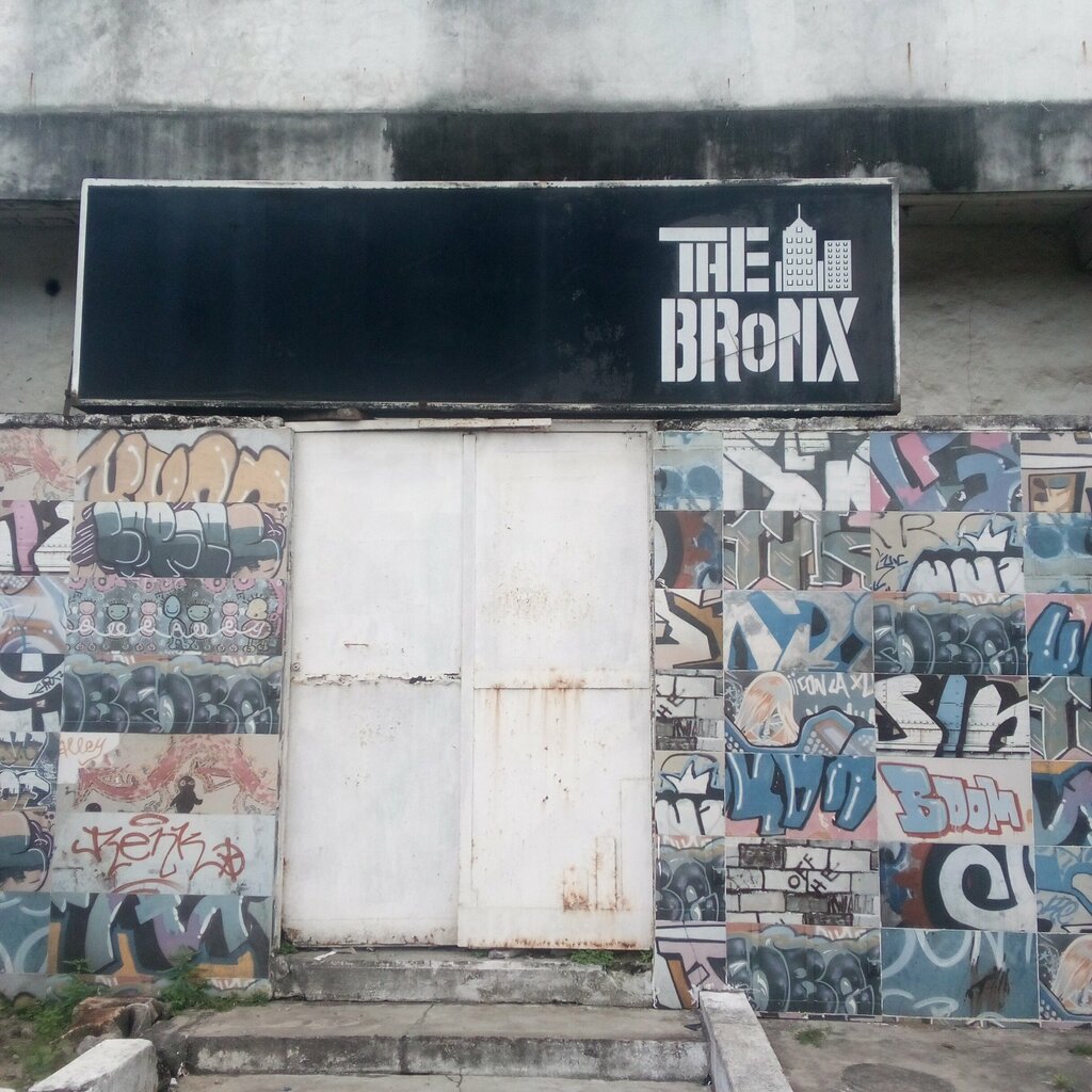 Bar The Bronx, Abican, foto