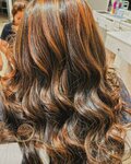 The White Lily Salon (15, 24th Street, Majan, Wadi Al Safa 3, Hadaeq Mohammed Bin Rashid, Dubai), güzellik salonu