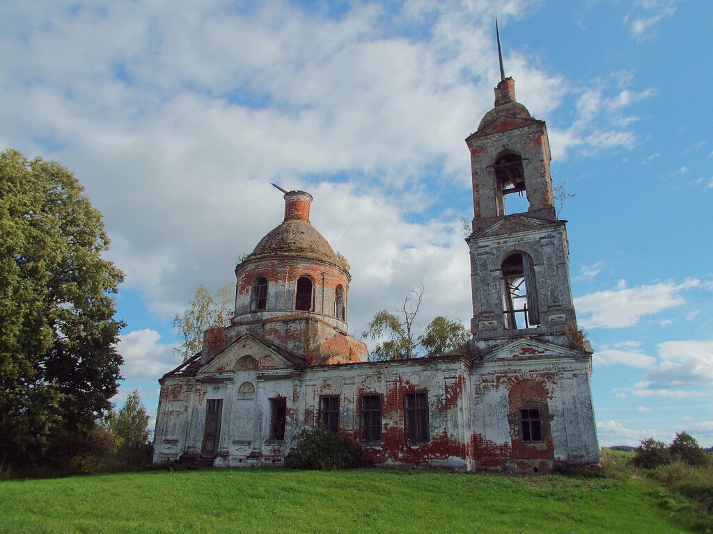 Ortodoks kiliseleri Tserkov Borisa i Gleba V Matveyevskom, Yaroslavskaya oblastı, foto