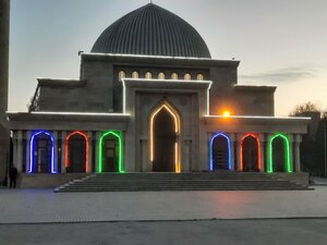 Mosque Juma in Sumgayit (Hajibaby Salaev Street No:11), cami  Sumgayıt'tan