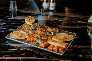 Feromon Lounge (Malbakhova Street No:105), restoran  Nalchik'ten